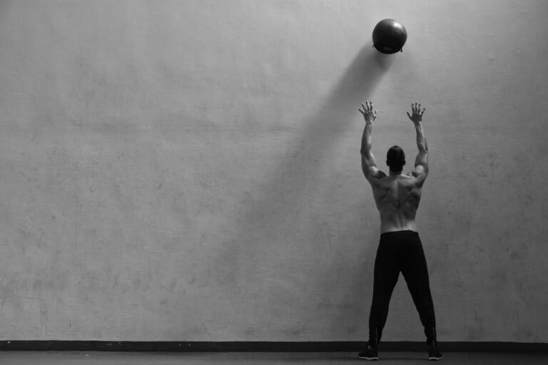 CrossFit 101: Everything You Need to Know - Be in shape